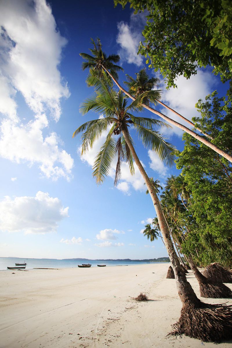 4 Pantai Terindah di Pulau Kei Kecil yang Wajib Dikunjungi